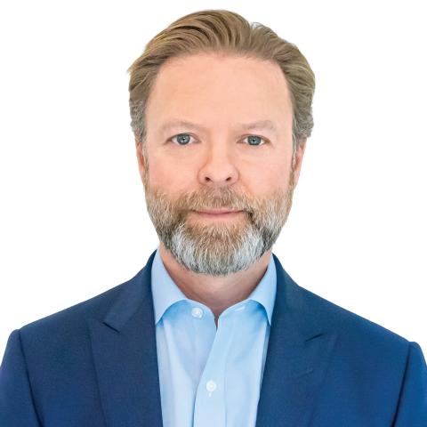 Jason E. Fox | Management Team - W. P. Carey Inc.